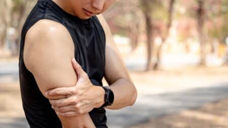Tricep Tendonitis: Symptoms, Treatments, and Prevention